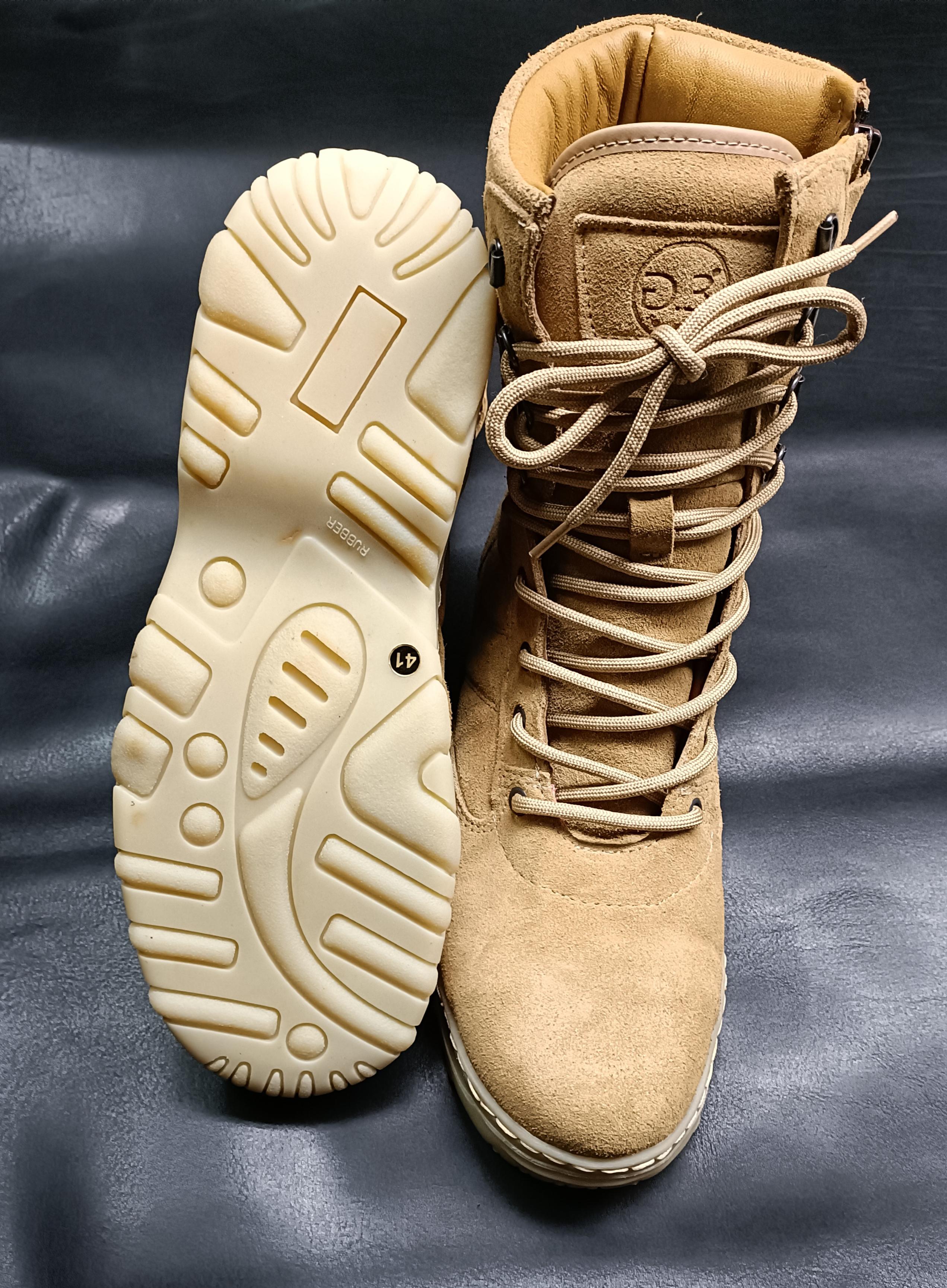 Botas Tácticas em pele com cordão e Fecho Lateral RF -Deserto - Clamix